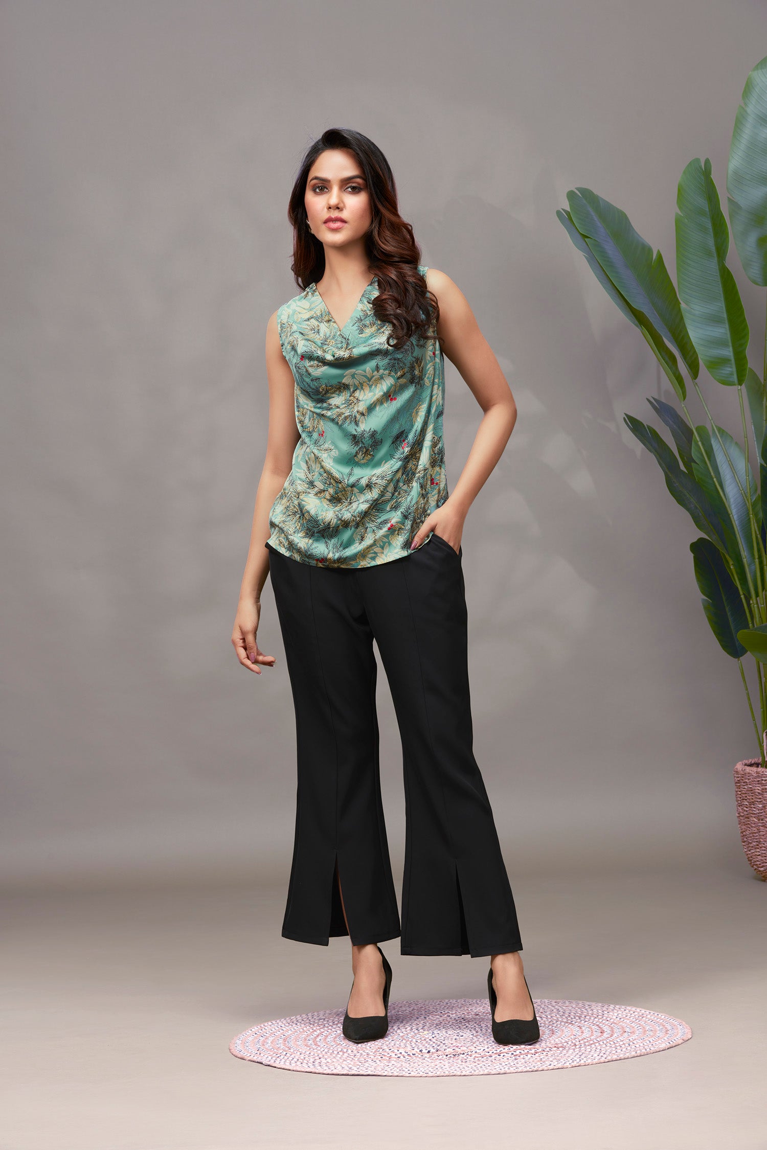Shop Stylish & Trending Tops For Women - Freyaa