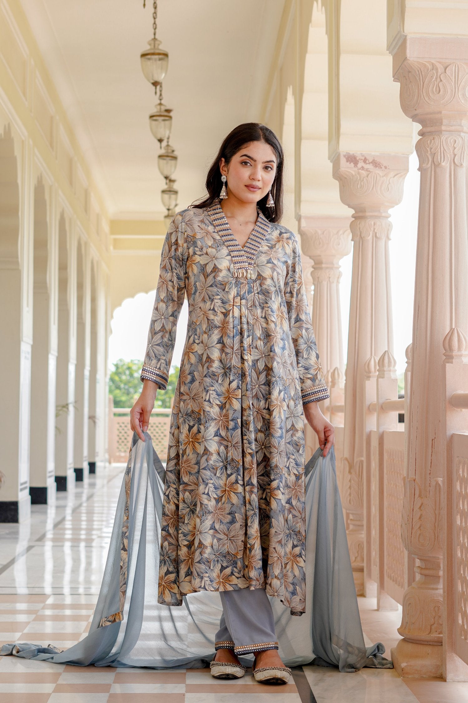 Buy Three-Piece Suit For Women | Ethnic Wear - Freyaa